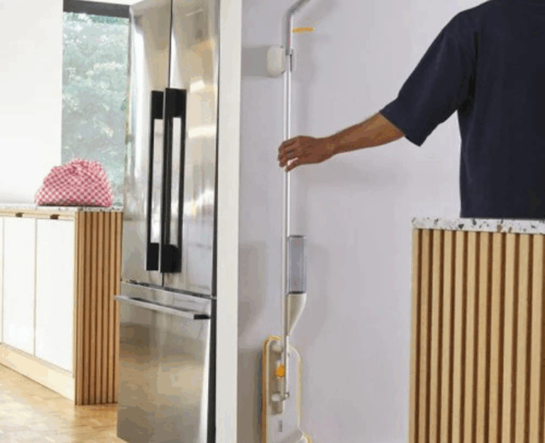 Joseph Joseph CleanTech 2-in-1 Spray Mop – Wakilni Marketplace